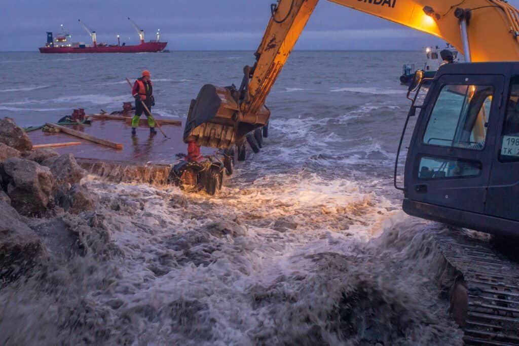 How To Operate A Micro Digger Correctly: Step-by-Step Guide